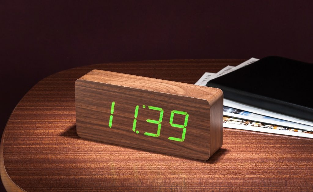Gingko » Brick Click Clock