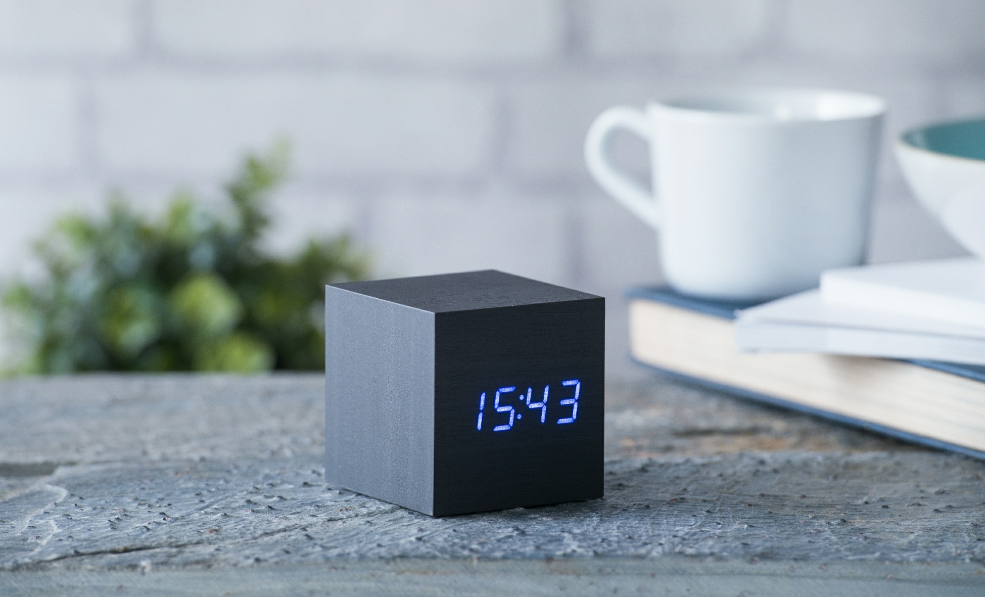 Gingko » Gravity Cube Click Clock
