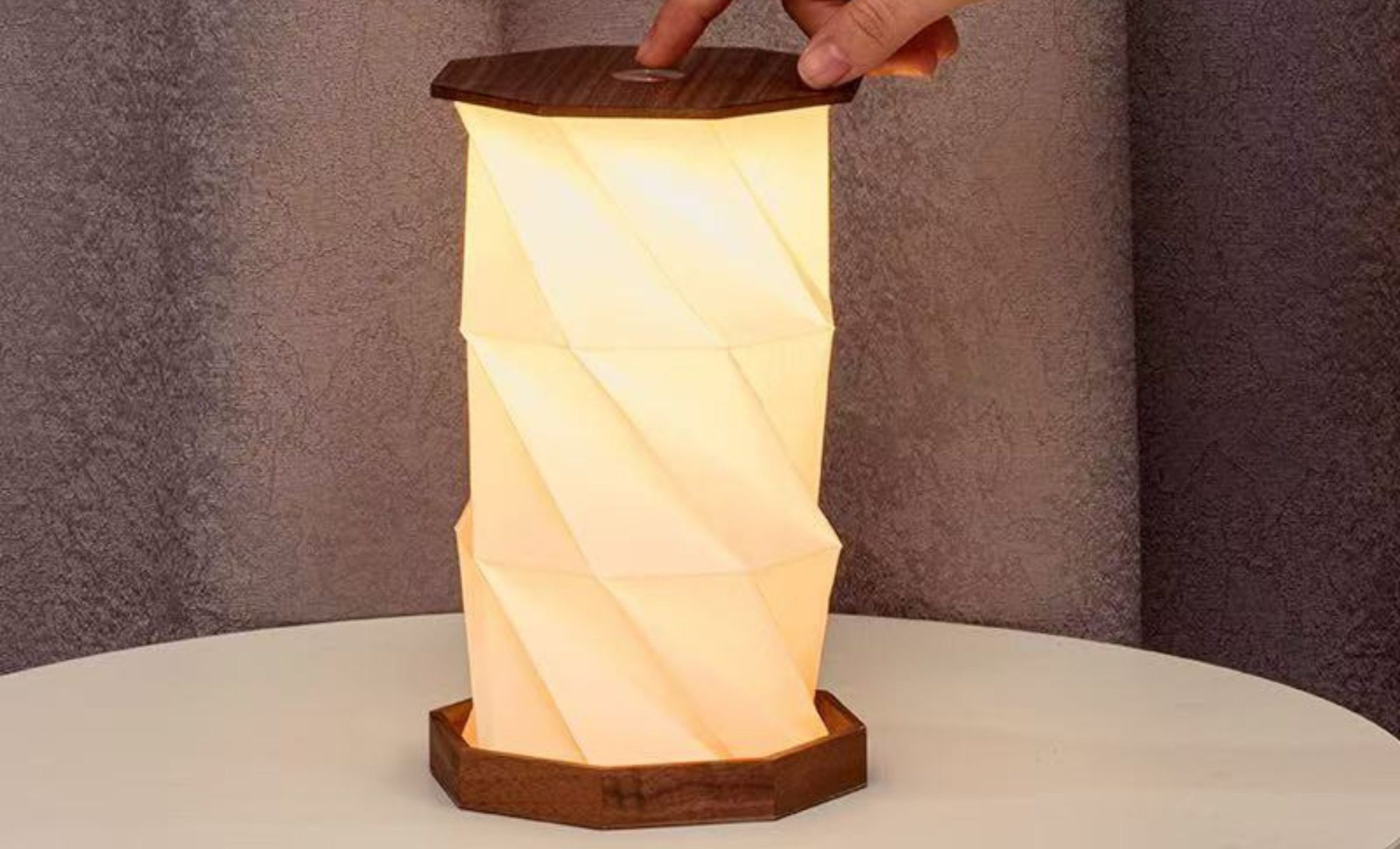 Gingko » Twist Hexagon Lamp